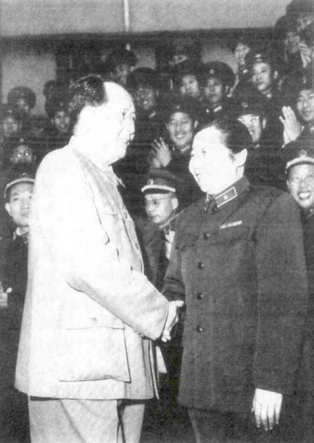 The founding female general, Li Zhen, said a word to her husband after ...