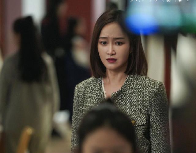 The character played by Zhao Ziqi at the end of "Second Embrace" draws ...