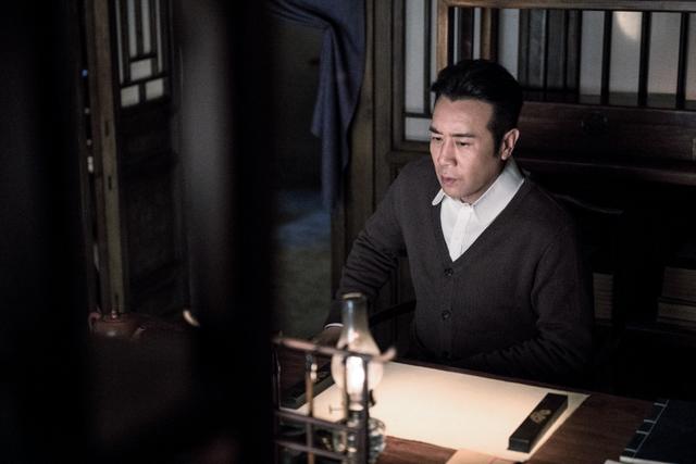 Yu Hewei's success as an actor: love and pursuit - iNEWS