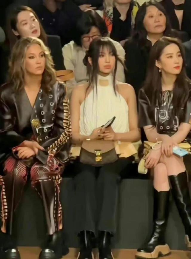 Liu Yifei, Gu Ailing and Li Huiren in the same frame - iNEWS