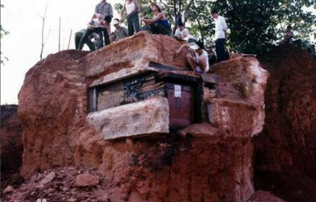 The ancient corpse in Fuzhou is not rotten, and it has been guarded by ...