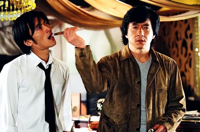 Jackie Chan, who cried bitterly, and Jackie Chan, who jumped from the ...