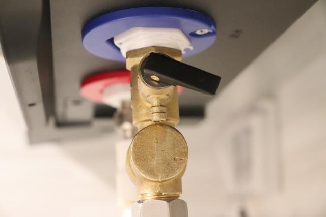 Water heater dripping water, is it about to explode?wrong!to prevent ...