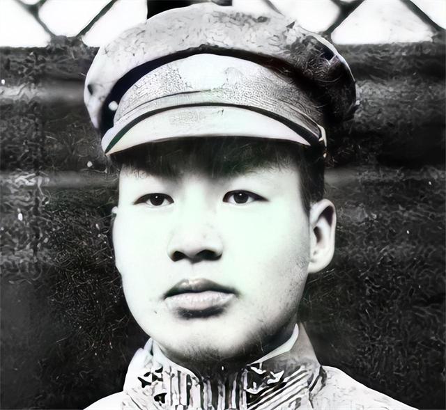 In 1935, when the Red Army captured Luding Bridge, why didn't the enemy ...