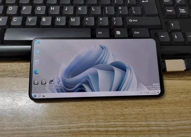 Mi MIX3 flashed into Win11 system, installed PC software at will, and ...