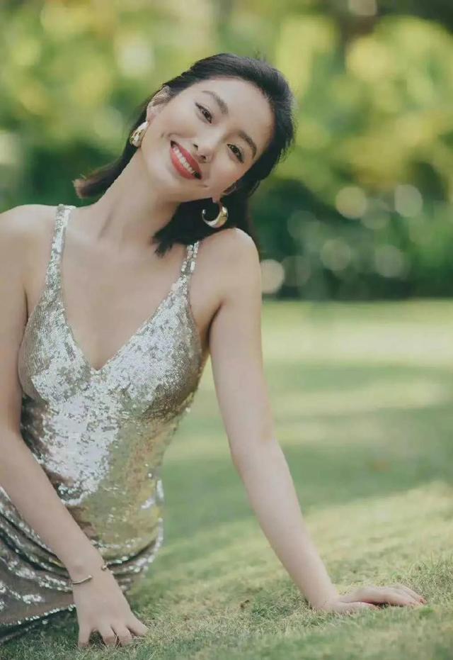 Yang Caiyu: A natural stunner, Hong Kong-style temperament is endearing ...