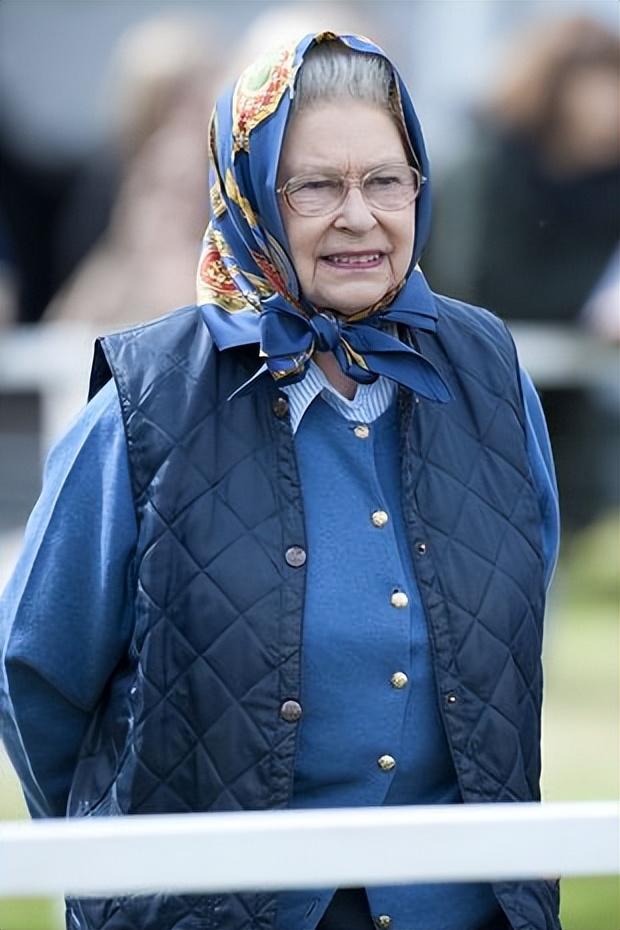 Friends Revealed The Queen Said She Had No Regrets In Life Before She