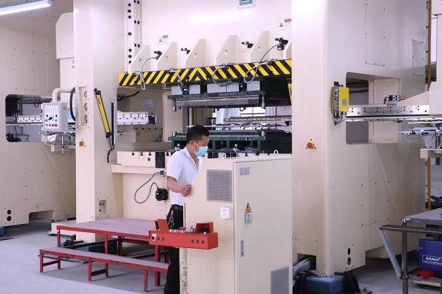 Improve the smart home appliance manufacturing industry chain, a ...