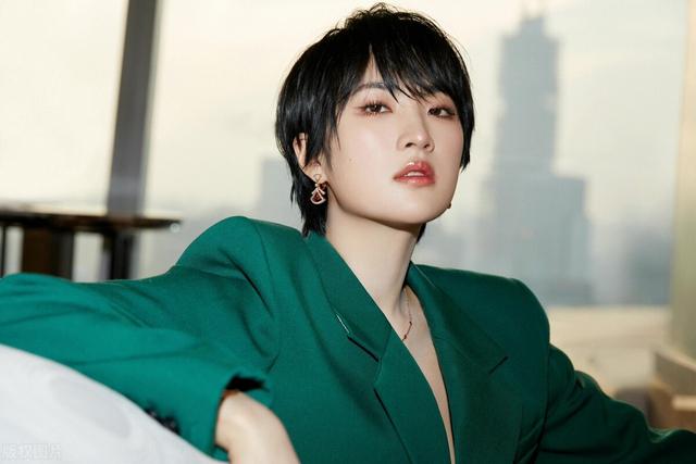 Huawei Princess Yao Anna won the Palme d'Or, Meng Wanzhou sent a ...