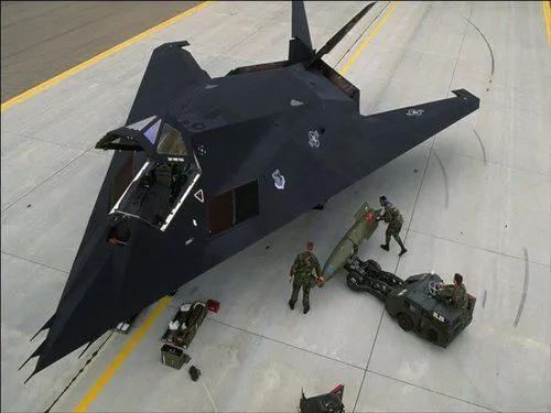Boeing vs Lockheed Martin: Who's Stronger? Analyze the advantages and ...