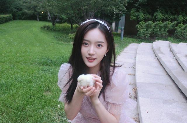 The latest photo of the new martial arts actress Gao Weiman ...