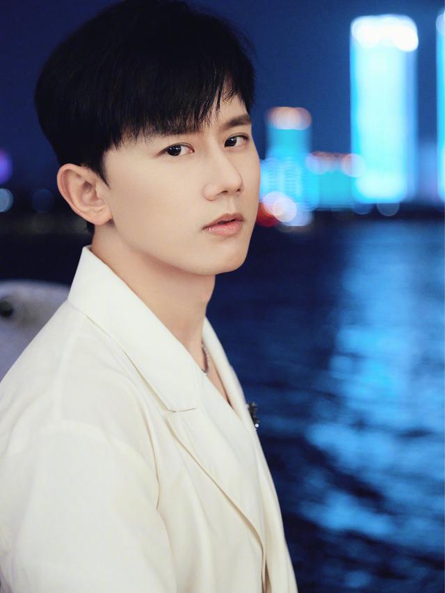 Zhang Jie's new song "My Lover" is cured and launched. The melody is beautiful and can only be ...