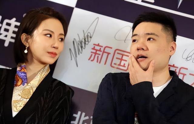 Why did Ding Junhui choose his wife Zhang Yuanyuan?The answer is clear at a glance, 40-year-old ...