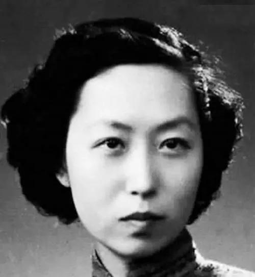 Zhang Ailing: A writer whose private life is more popular than his ...