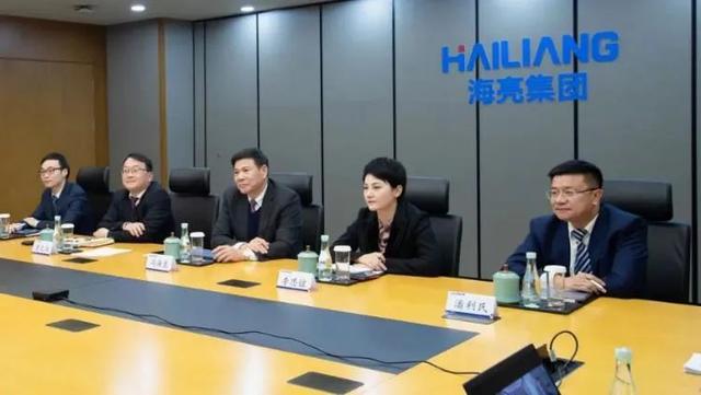 Feng Hailiang, the richest man in Shaoxing: There are thousands of ...