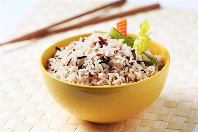 Entering middle-aged and elderly people, eat less rice and steamed ...
