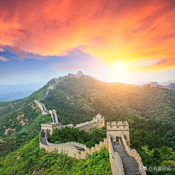 Millennium Elegy "Meng Jiangnu Cries the Great Wall" - iNEWS