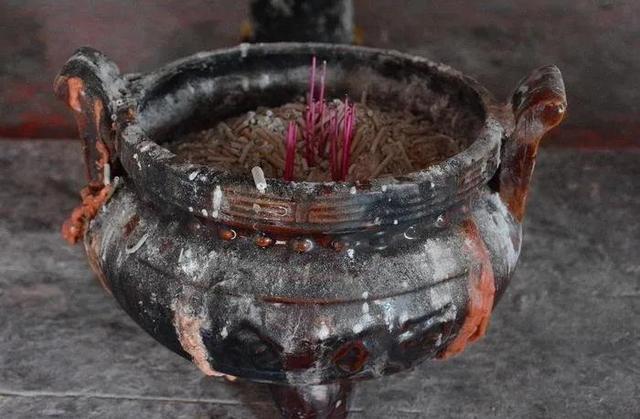 How to deal with the old incense burner - iNEWS