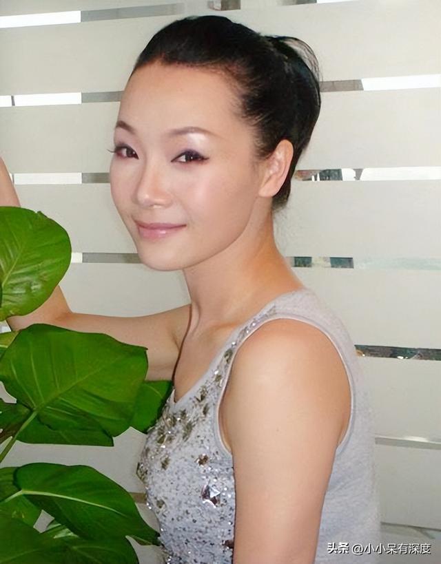 Lu Wei has given birth to three children?A recent photo of singer Lu ...