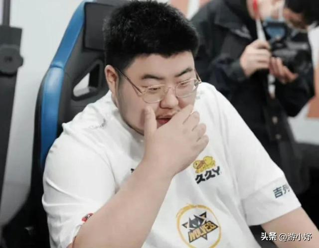 Wolves chubby is deeply involved in female fans, and was protected by ...