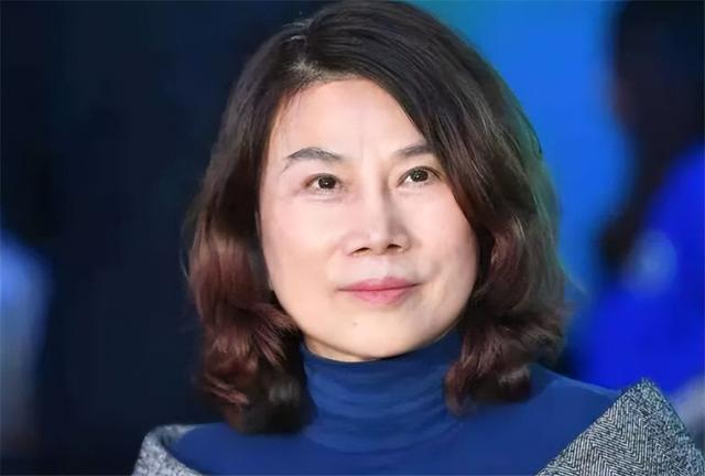 "Golden Female Secretary" Zhu Xu: The annual salary is 8.49 million ...