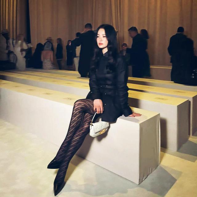 Song Hye Kyo is worthy of being a "stocking control", she is beautiful ...