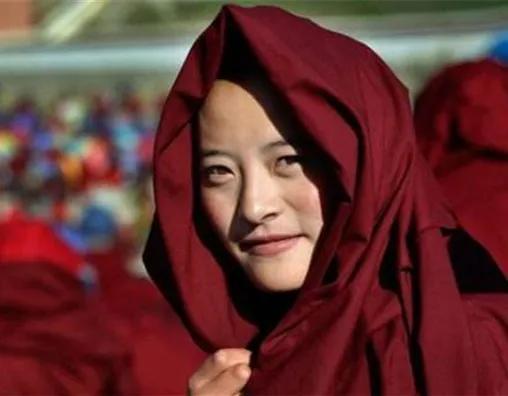 She, year after year, Xiao Dao practiced the way of showing the truth ...