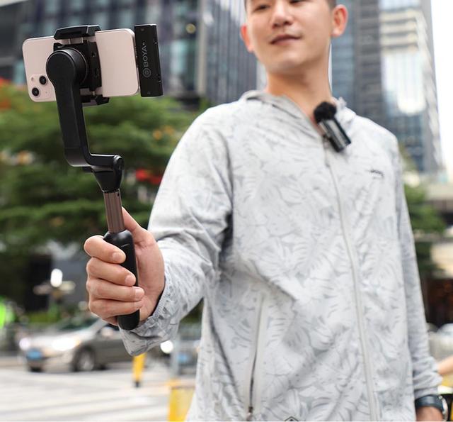Small stature makes a big difference!A wireless lavalier microphone ...