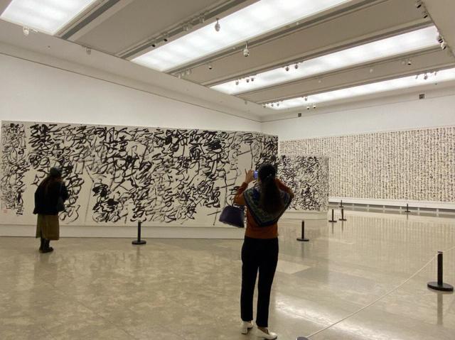 A calligraphy professor in his 70s used this method to successfully ...