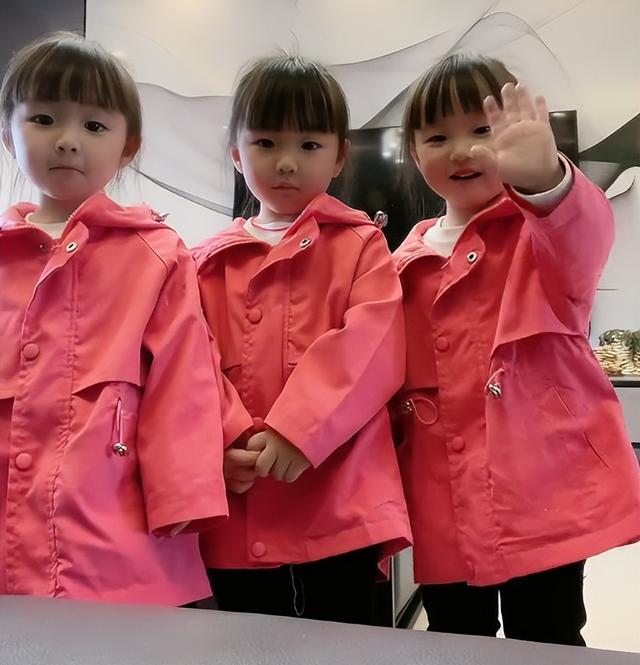 The three daughters of the Hu family: the "most harmonious" triplets on ...