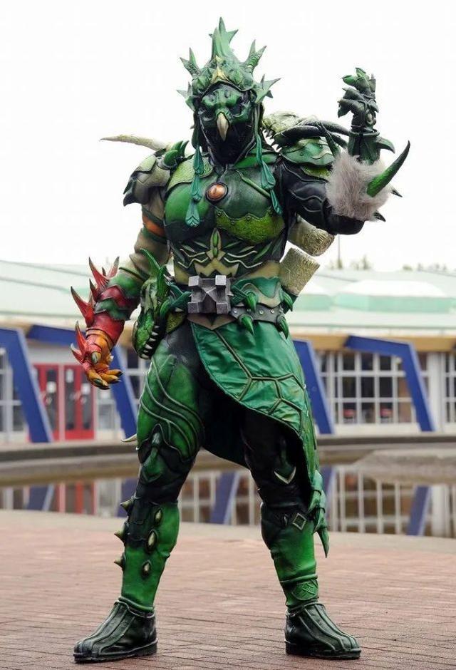 Summarize the types of monsters in Kamen Rider that can be resurrected ...