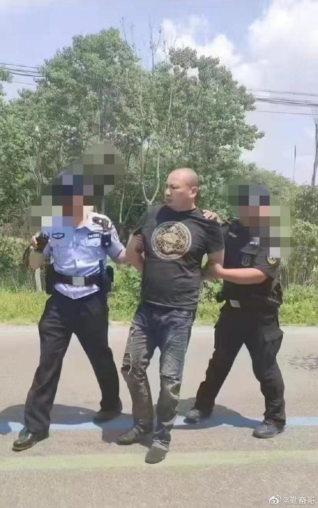 The last person in the Tangshan beating incident was arrested - iNEWS