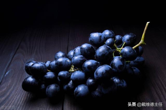 Are grapes the "catalyst" of thyroid nodules? Patients with thyroid ...