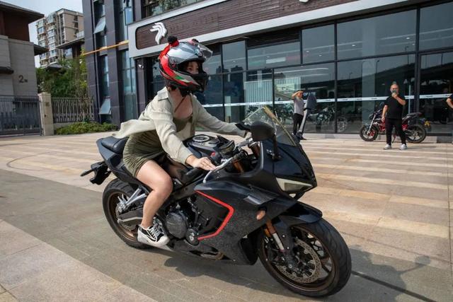 The domestic four-cylinder has added a new member!Jiajue CN800 street ...