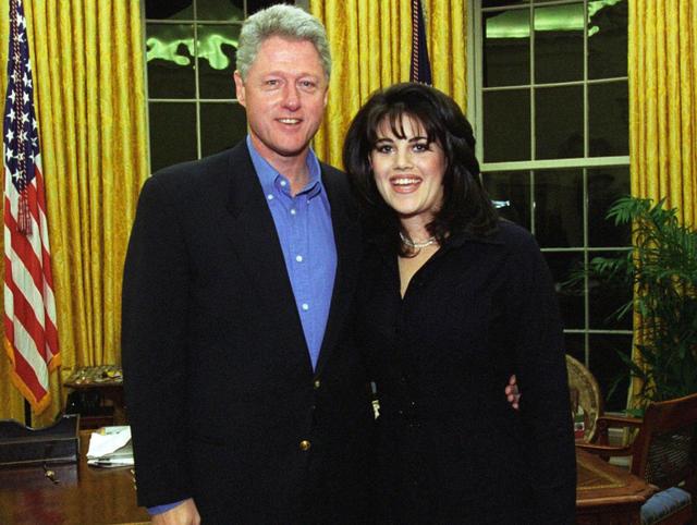 The truth about Clinton and Lewinsky's "zipper door" - iNEWS