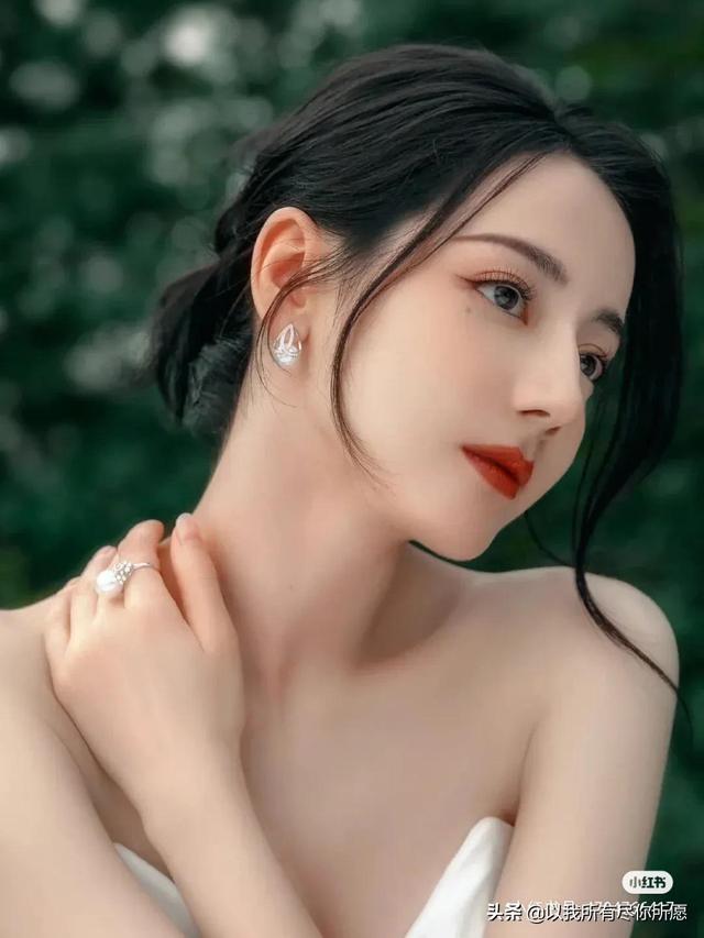 Proud body hotba - iNEWS