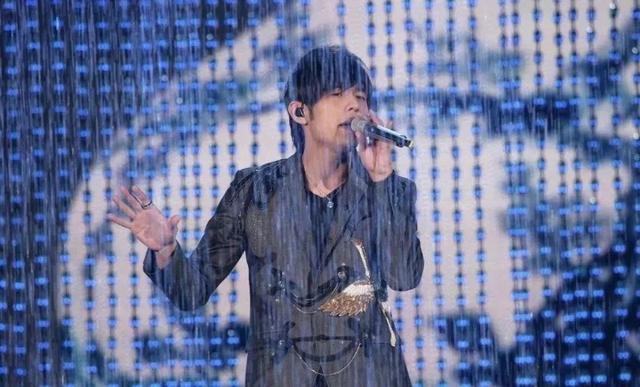 Jay Chou listens to more than 3000w in a single day, and he can lie ...