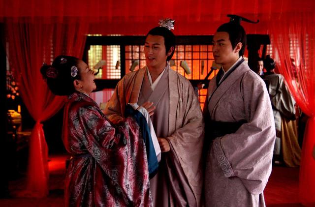 Emperor Wen of the Han Dynasty favored Deng Tong so much, why did Deng ...