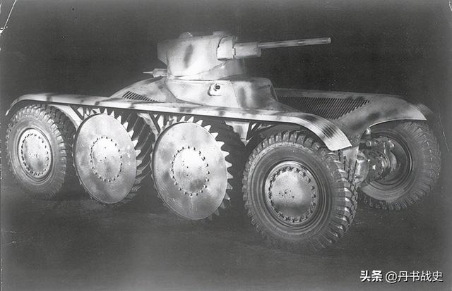 French Panhard 201 wheeled armored vehicle, the order was placed, but ...