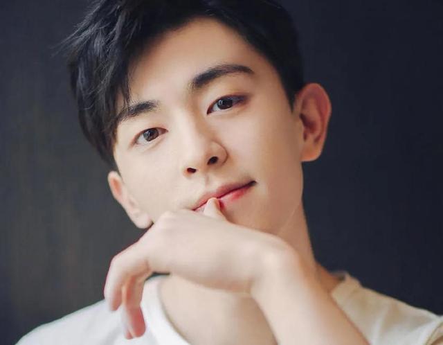 Deng Lun rushed to the doctor for his comeback?It doesn't matter how ...
