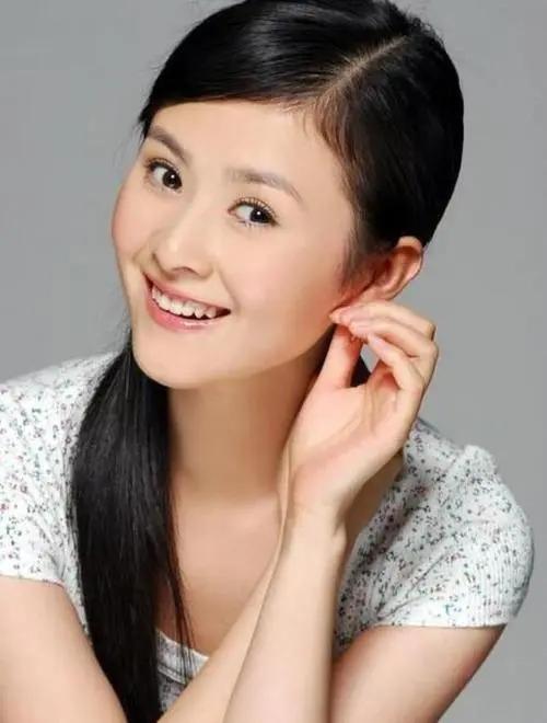 [Charlotte Troubled]: Why not invite Na Ying to play a guest role?Shen Teng told the inside ...