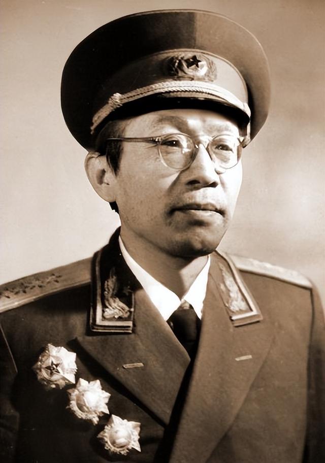 Huang Kecheng was upright and selfless all his life: but his treatment ...