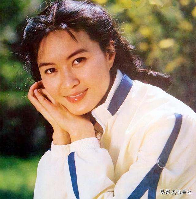 The goddess Fang Shu in the 1980s: After two marriages, raising two ...