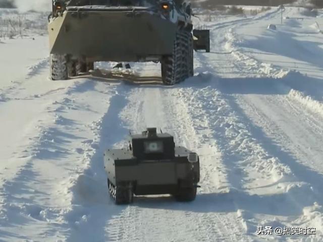 Russian Military Robot Series - Logistics Robot - iNEWS