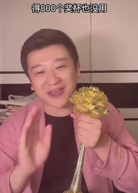 As expected of a veteran of Deyun Club!Li Yinfei talks about the Peony ...