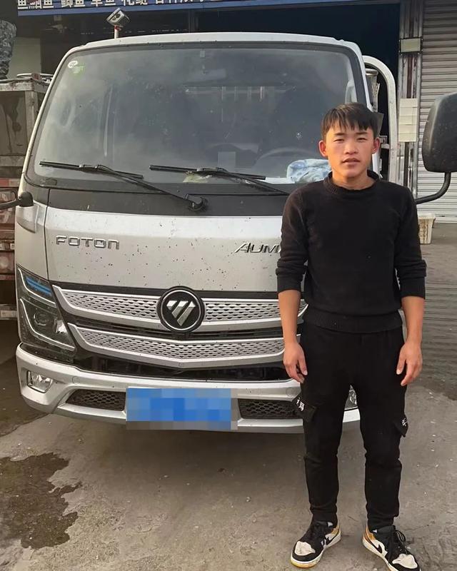 Efficient and reliable, Omark X is a good helper for Master Zhang's ...