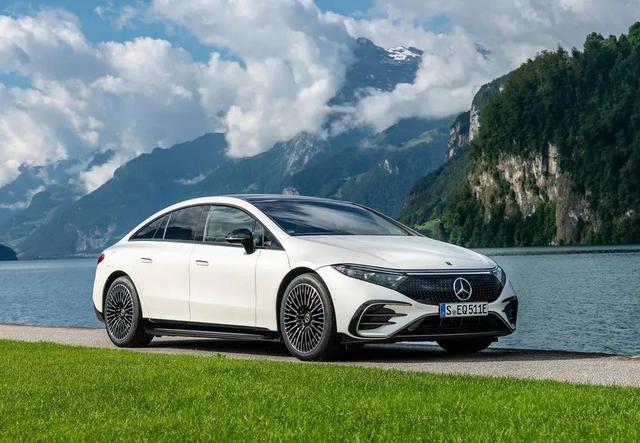 The electric S-Class is here!More than 800 kilometers of battery life ...