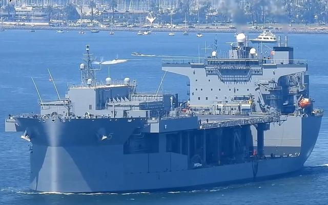 The U.S. Navy has begun to prepare an unmanned base mothership, and the ...