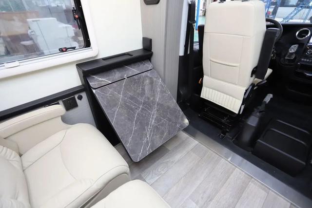 Today, it is said that the configuration of the flying RV has many ...