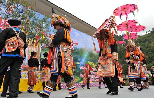 Dissemination and Application of Chinese Case Symbols of Yao ...